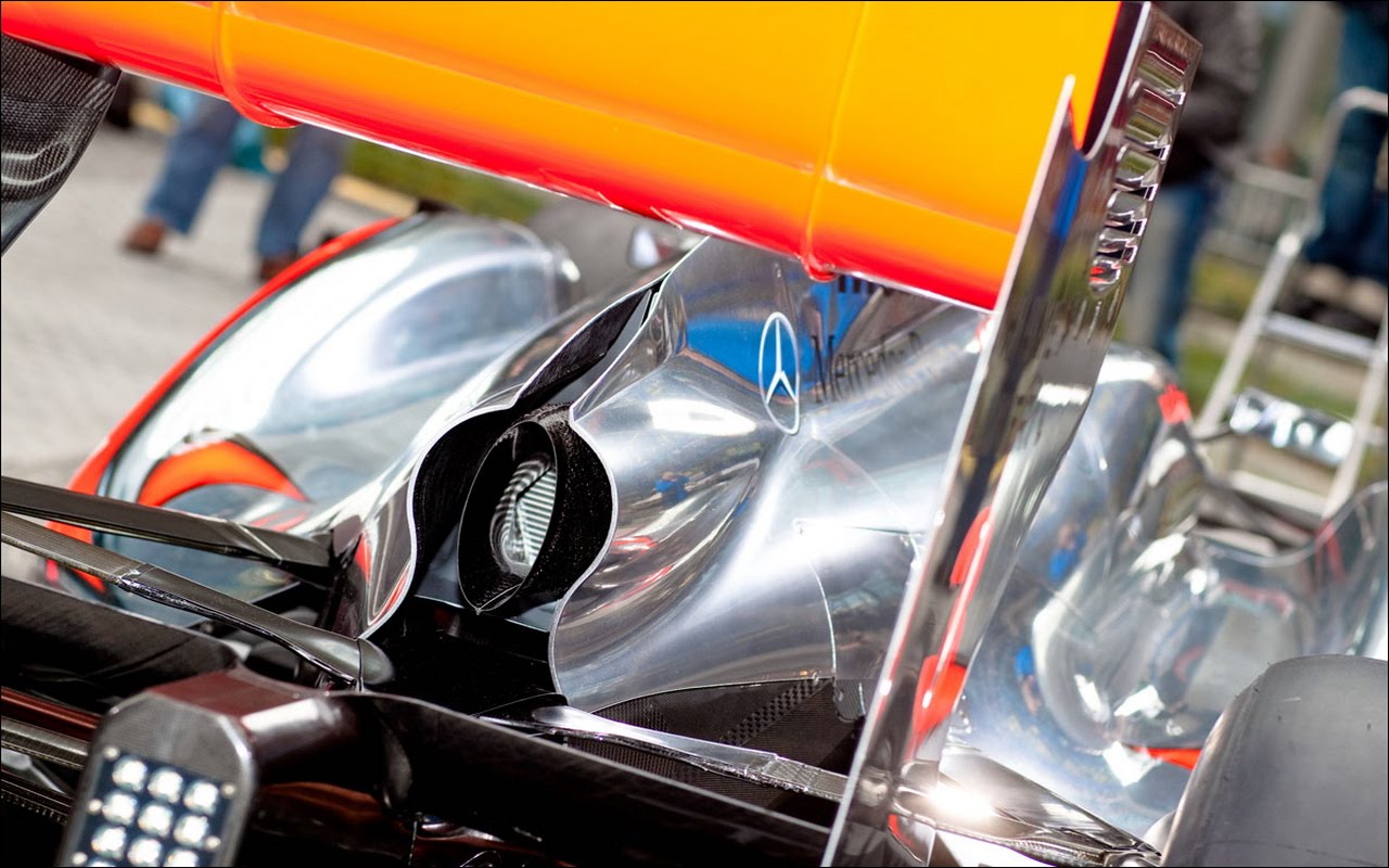 2011 McLAREN MP4-26 IN HI RES PICTURES - FORMULA 1
