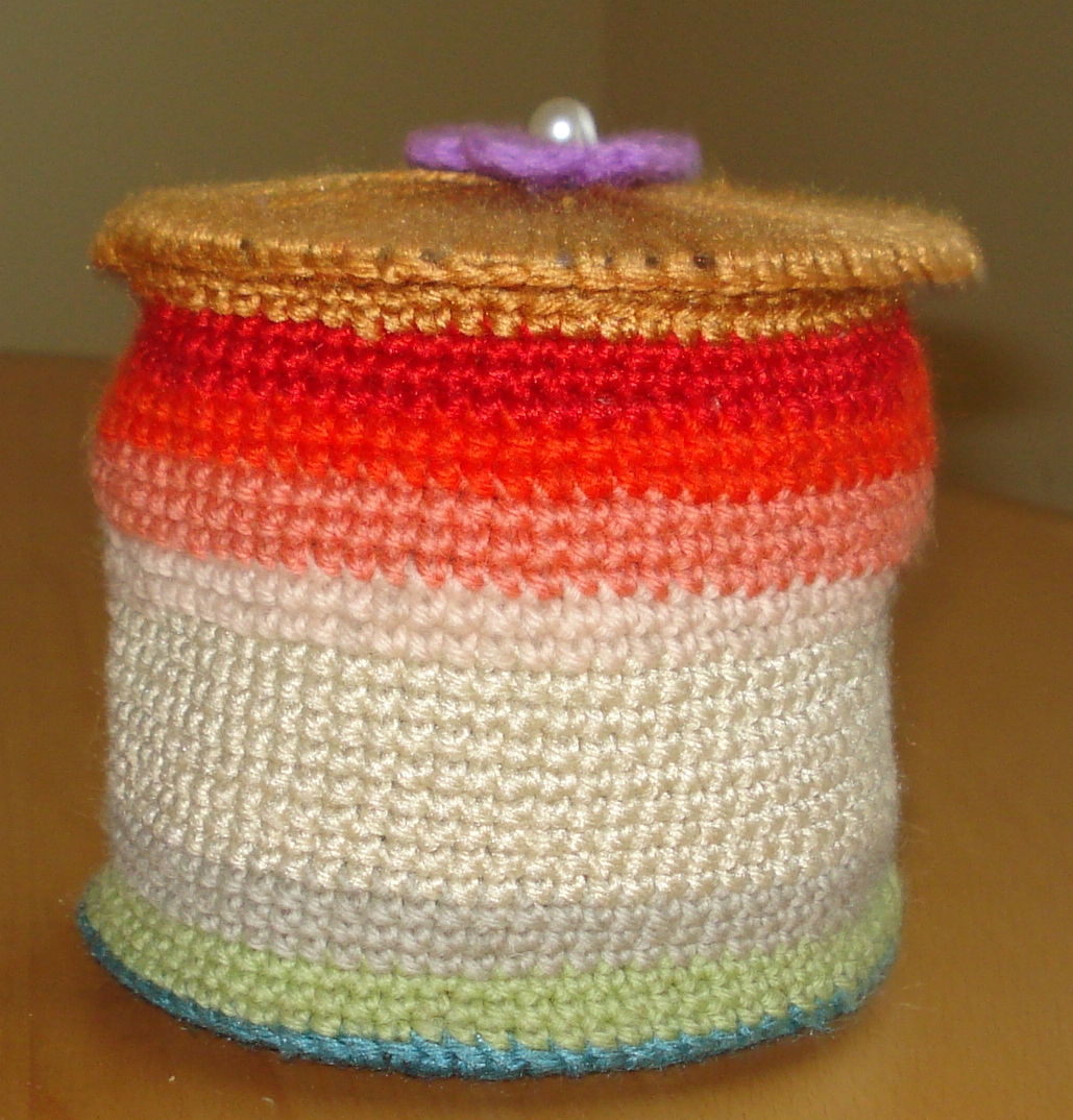 waste cd crochet box