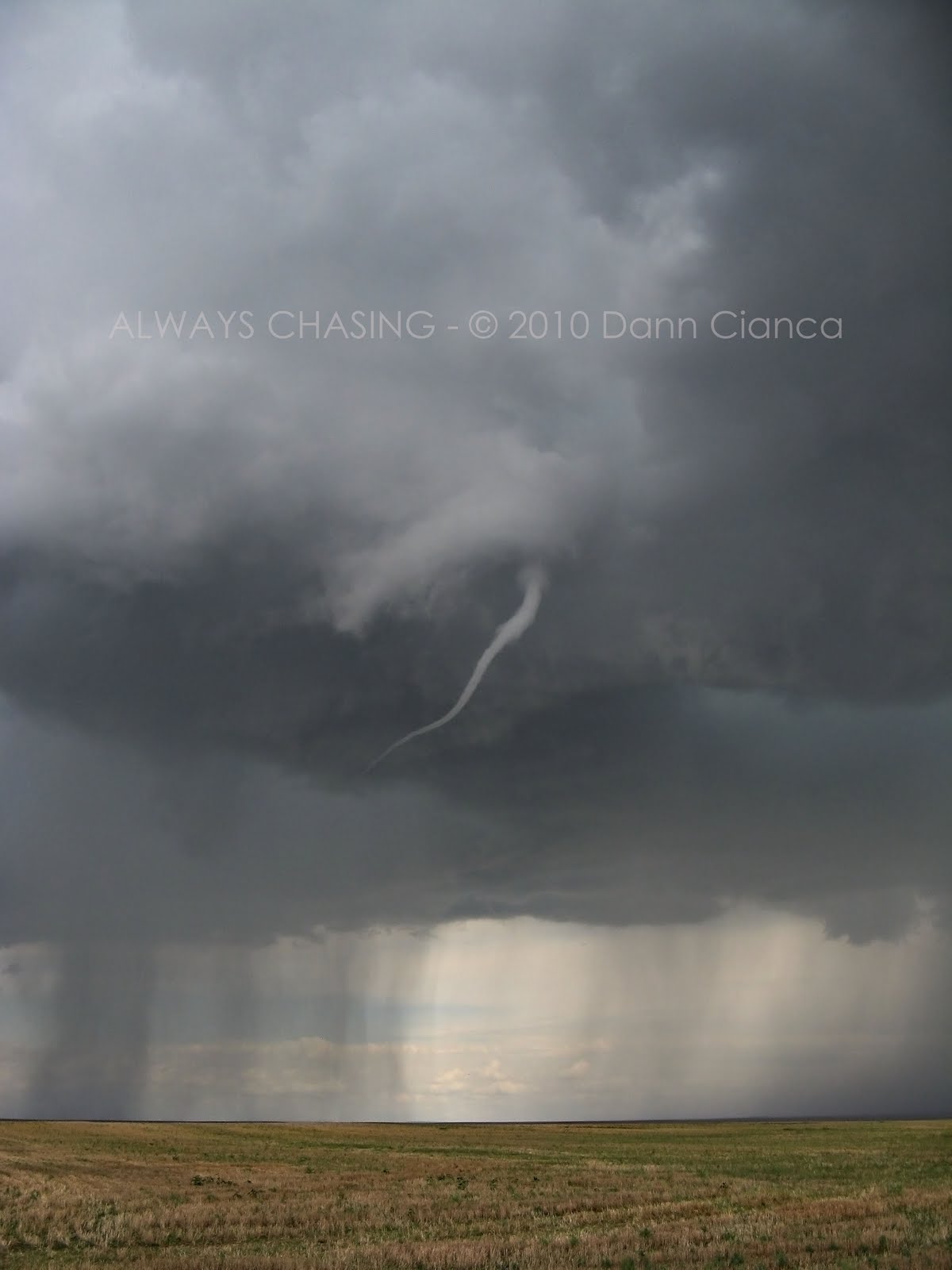 ALWAYS CHASING / BIG SKY CONVECTION BLOG: August 2010
