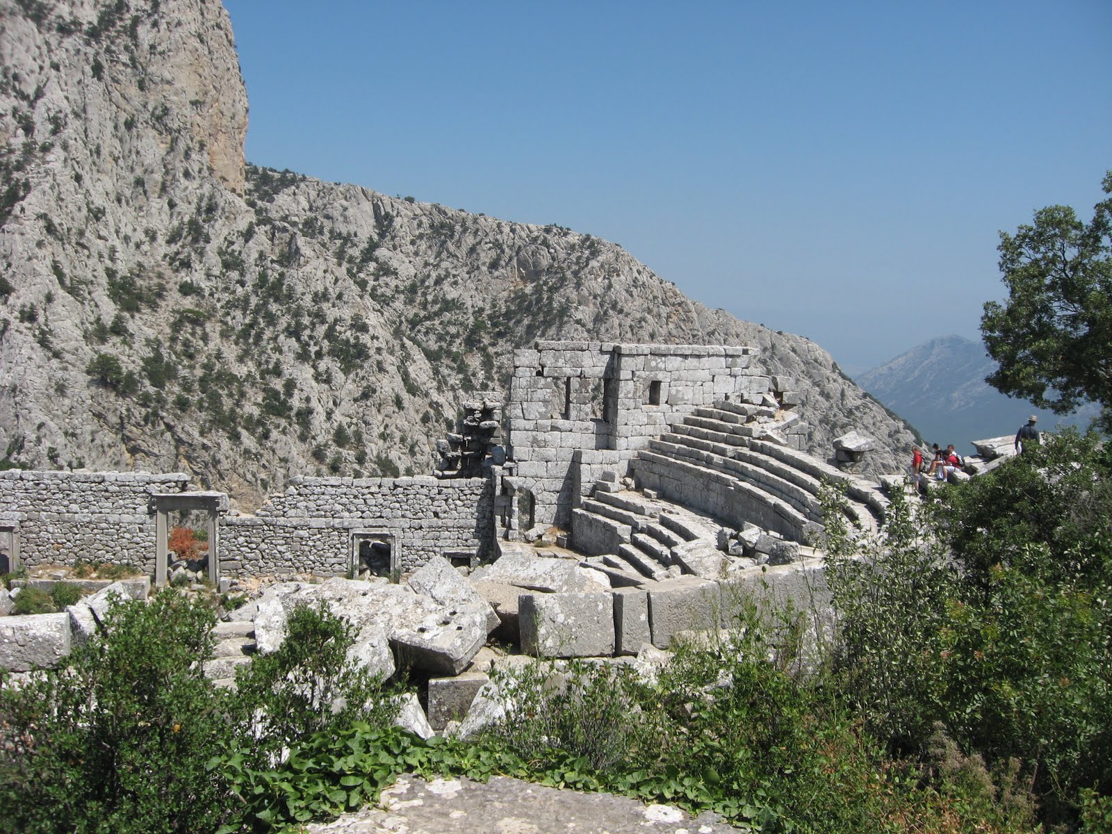 smyrna: τα μνημεια της" τουρκιας"