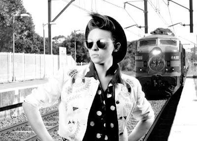 Ew.: Androgynous Fashion Icon: Eleanor Jackson (of La Roux)