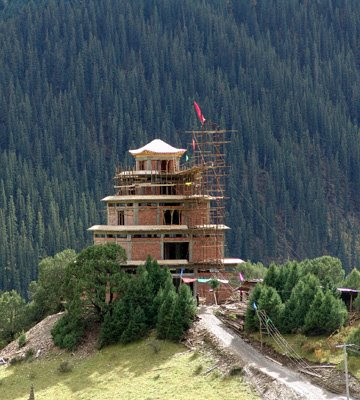 Digital Tibetan Buddhist Altar: Dodrupchen Rinpoche's Building Effort