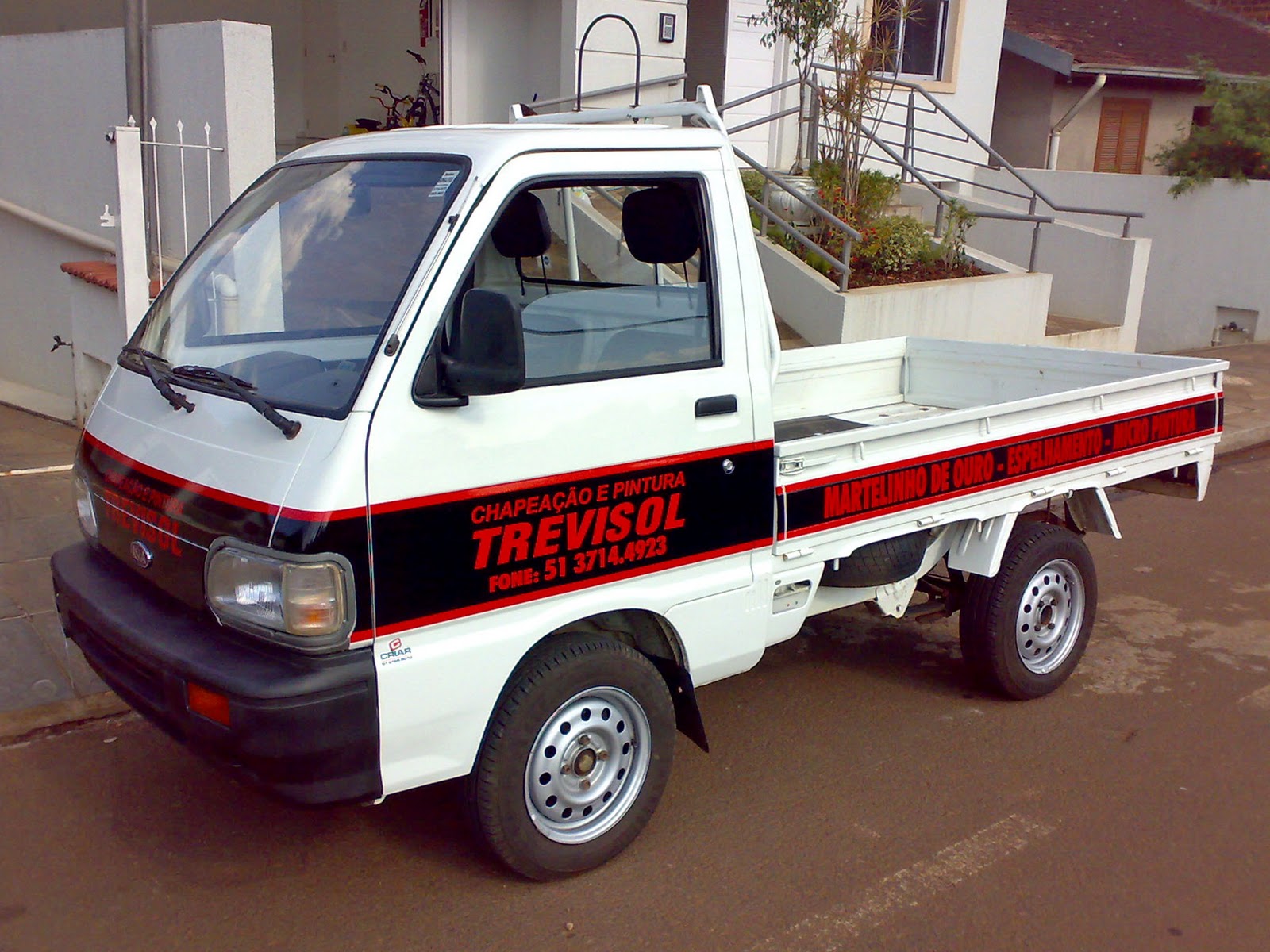 CRIAR Comunicação Visual - Lajeado | RS: Adesivagem de Veículos - Towner