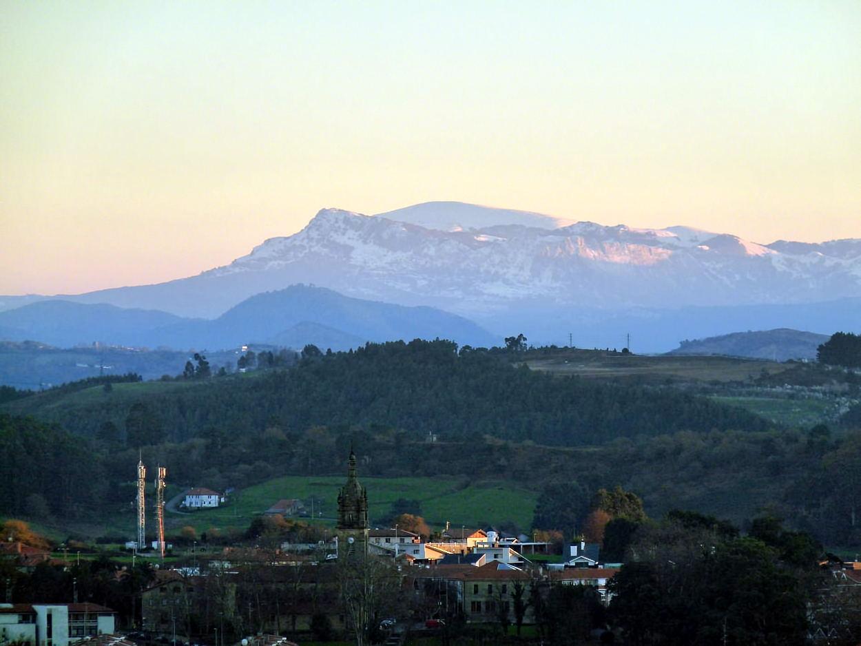 LAS MARACAS DE MACHIN: Vistas de Berango