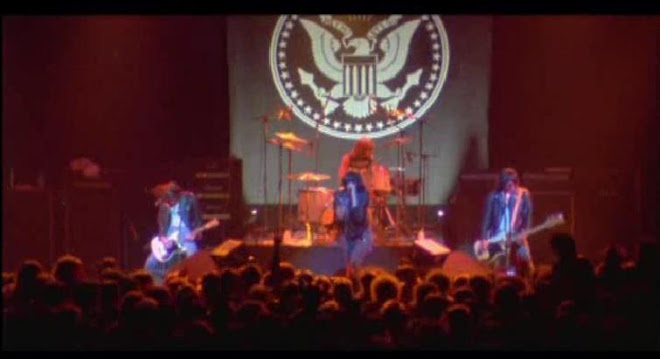 Slug: Ramones - Smash You-Live 85