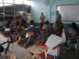 Organicemos un Mundo Mejor (Ong Guatemala): INSTITUTO RAFAEL AQUECHE UN ...