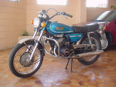 burningasolina: YAMAHA RD 200