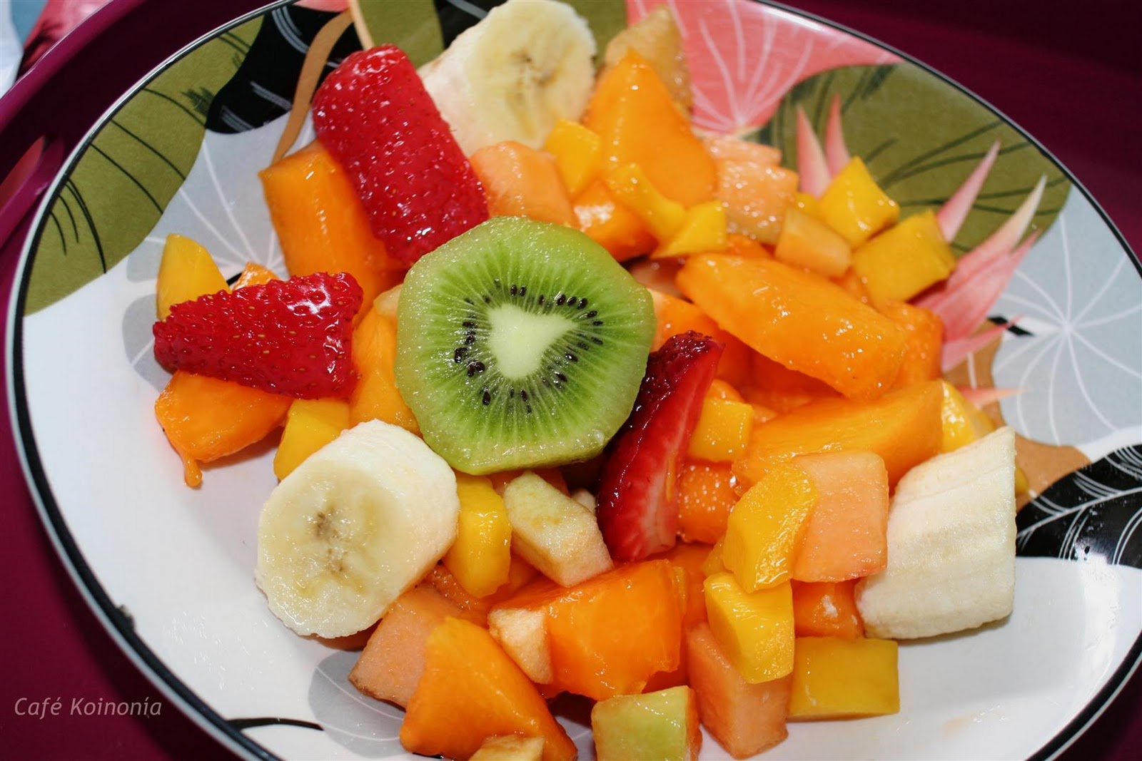 Café Koinonía: Ensalada de frutas al estilo Café Koinonía.