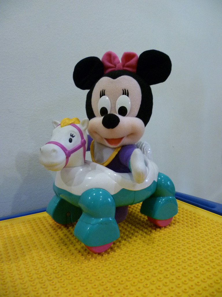 Little BB Shop: Baby Minnie Learn-to-Crawl