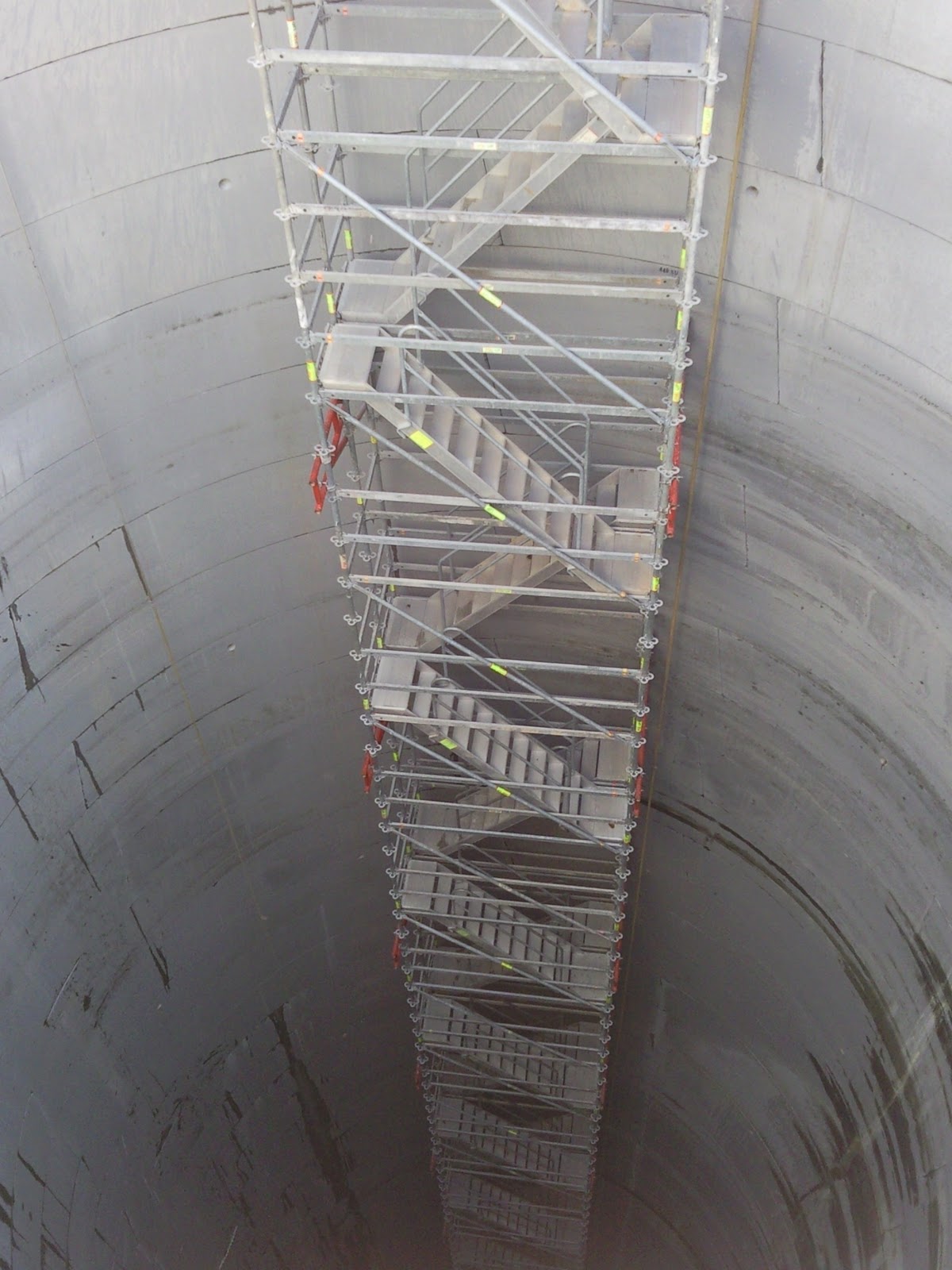 Geotechnical engineering, Ingeniería geotécnica, Geotechnik: Vertical ...