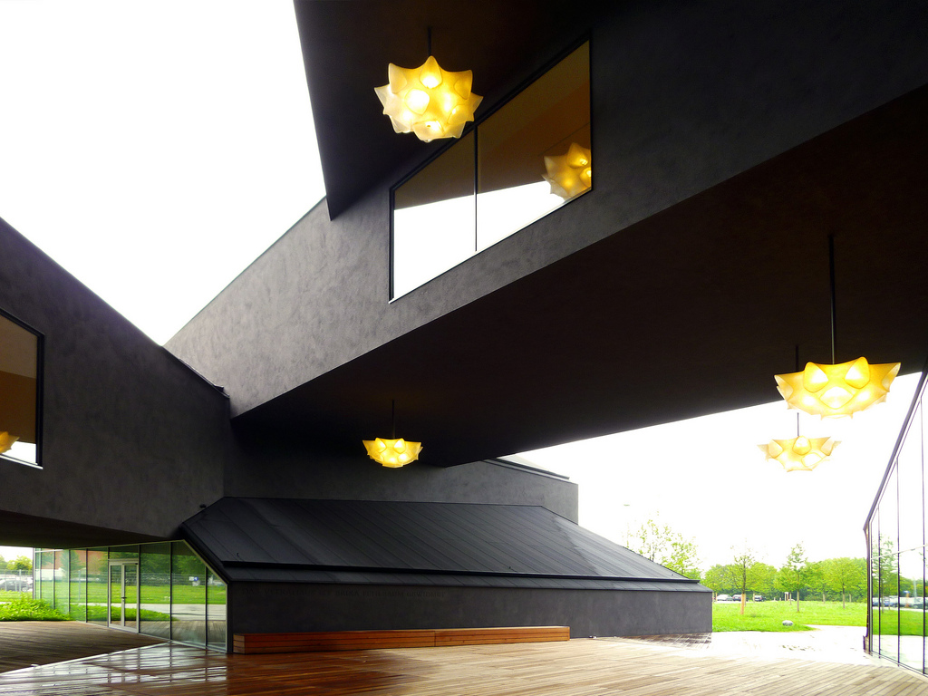 architecture framed: The VitraHaus (2007-2010)