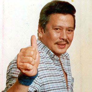 Joseph Estrada rdeclares his intntion to run as President: "This is my ...