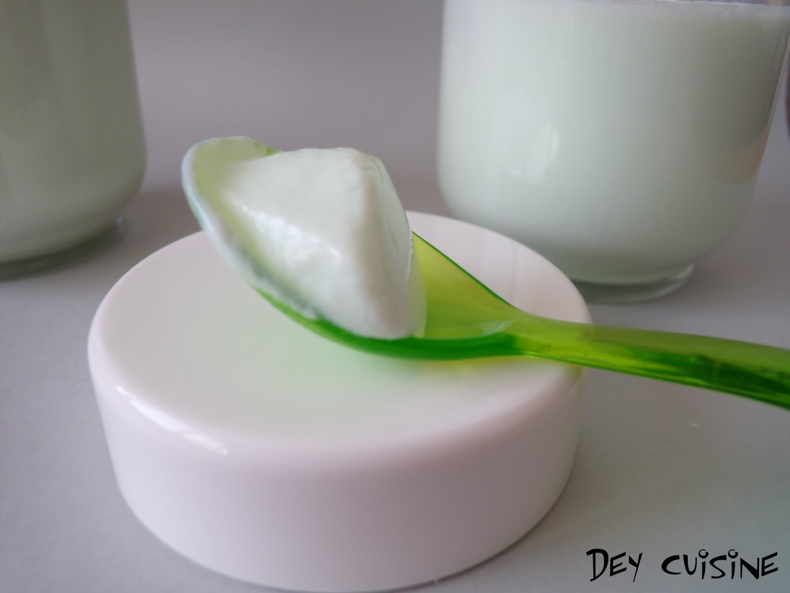 Dey cuisine: Yaourts aromatisés à la pistache aux ferments ALSA