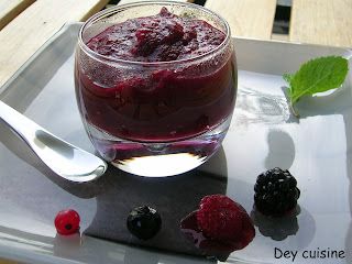 Dey cuisine: Compote pommes & fruits rouges