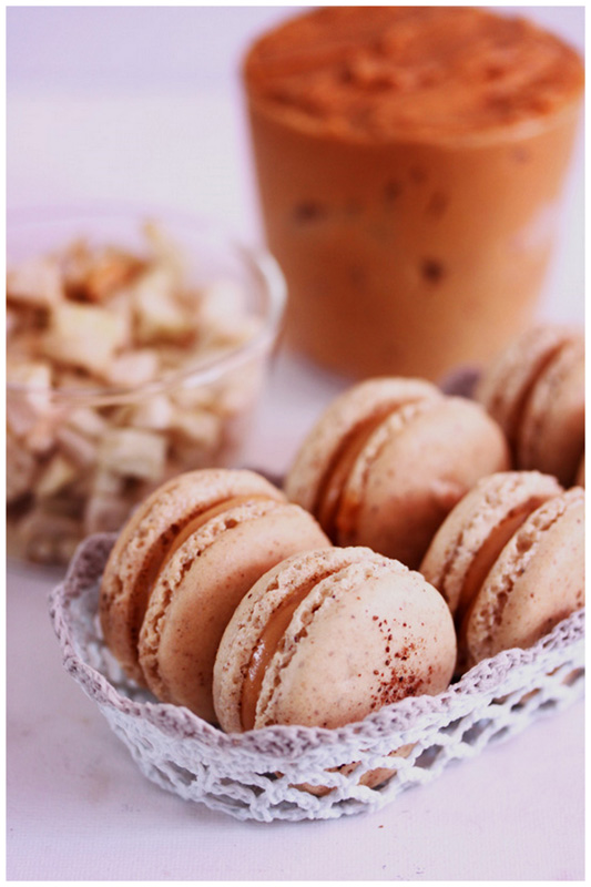 Foodagraphy. By Chelle.: Cinnamon walnut macarons with apples and burnt ...