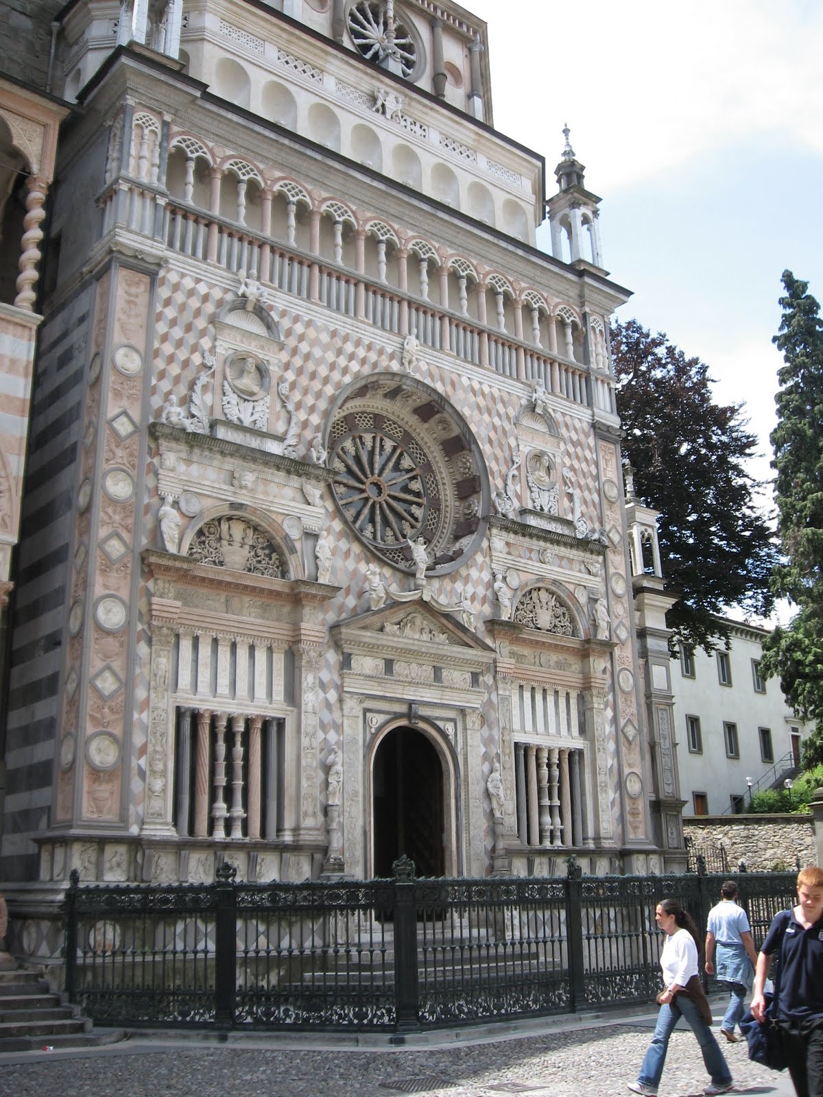 Colleoni Chapel is must see sight |Best of Bergamo