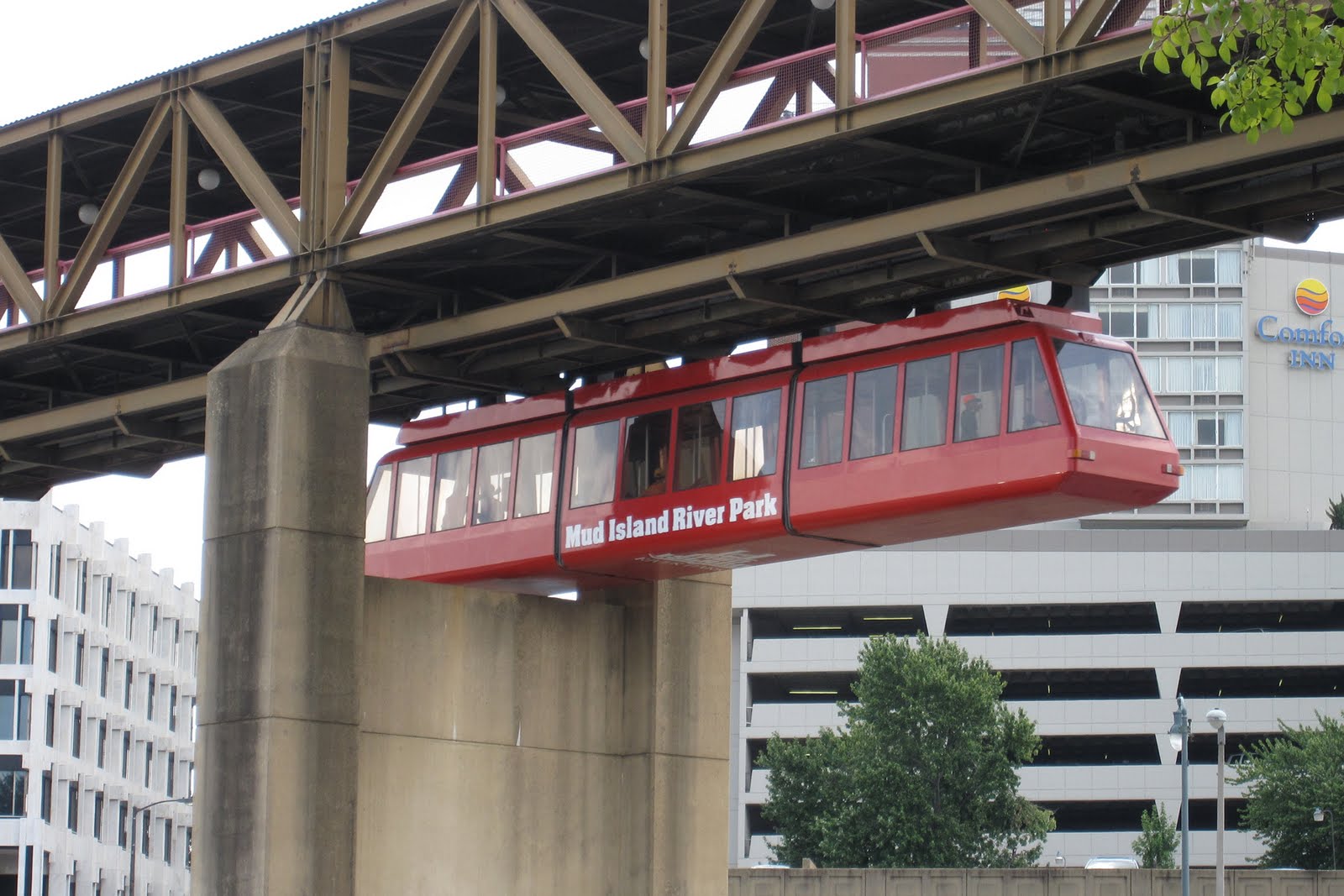 Shady Creek Lane: The Midwest--July 2010--Day #5 Memphis to St. Louis