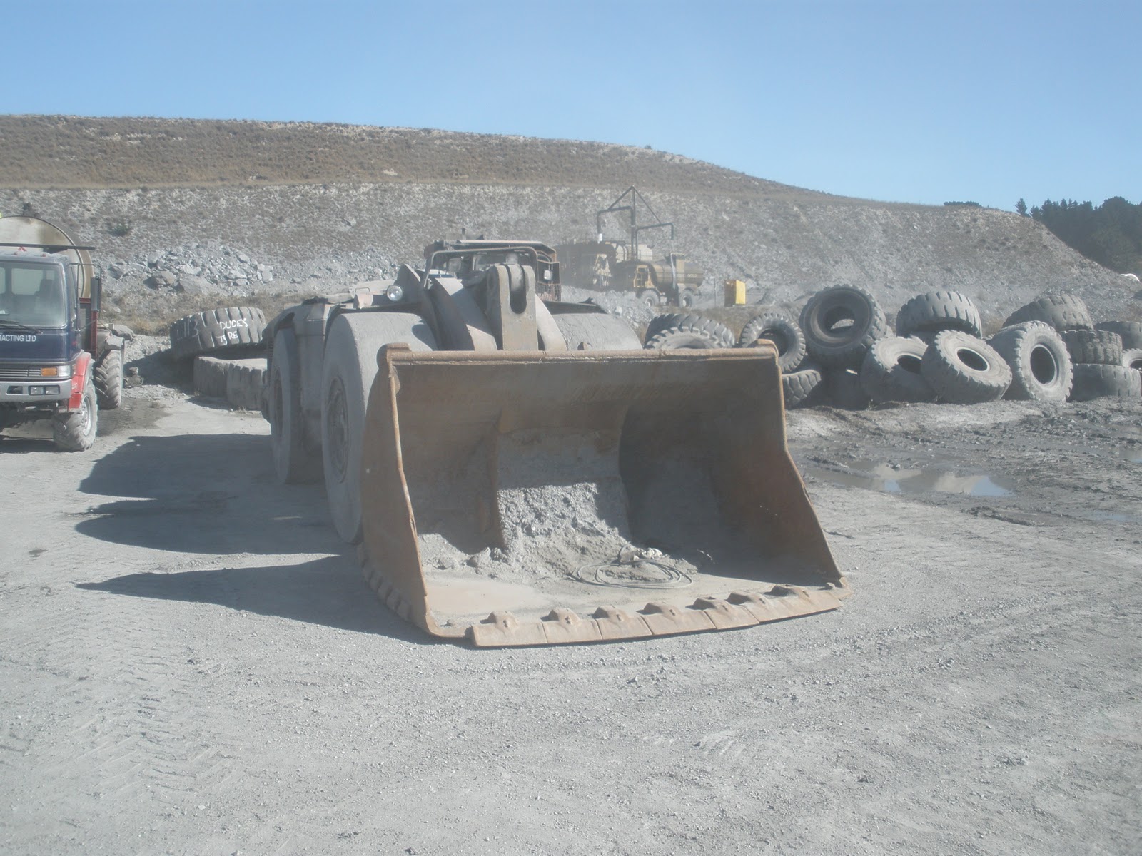KIWI TRUCKS AND MACHINES: MACRAES FLAT GOLD MINE-CENTRAL OTAGO