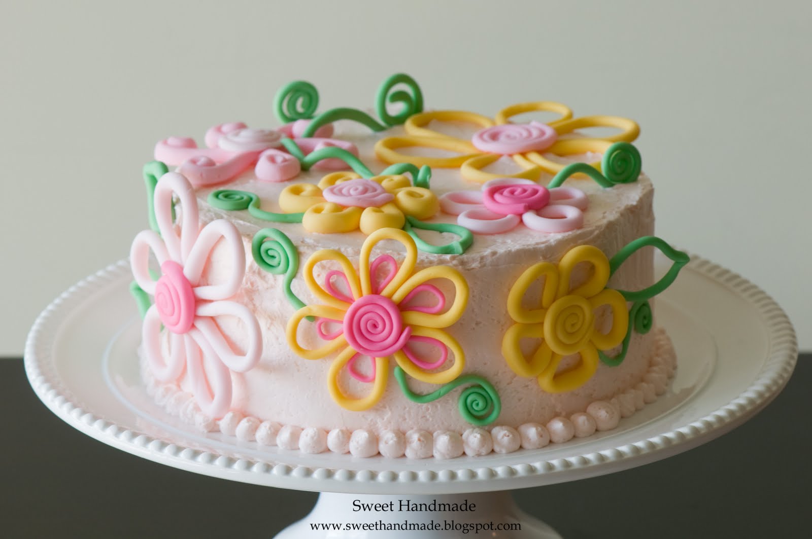 Sweet Handmade Cookies: Whimsical Flower Cake