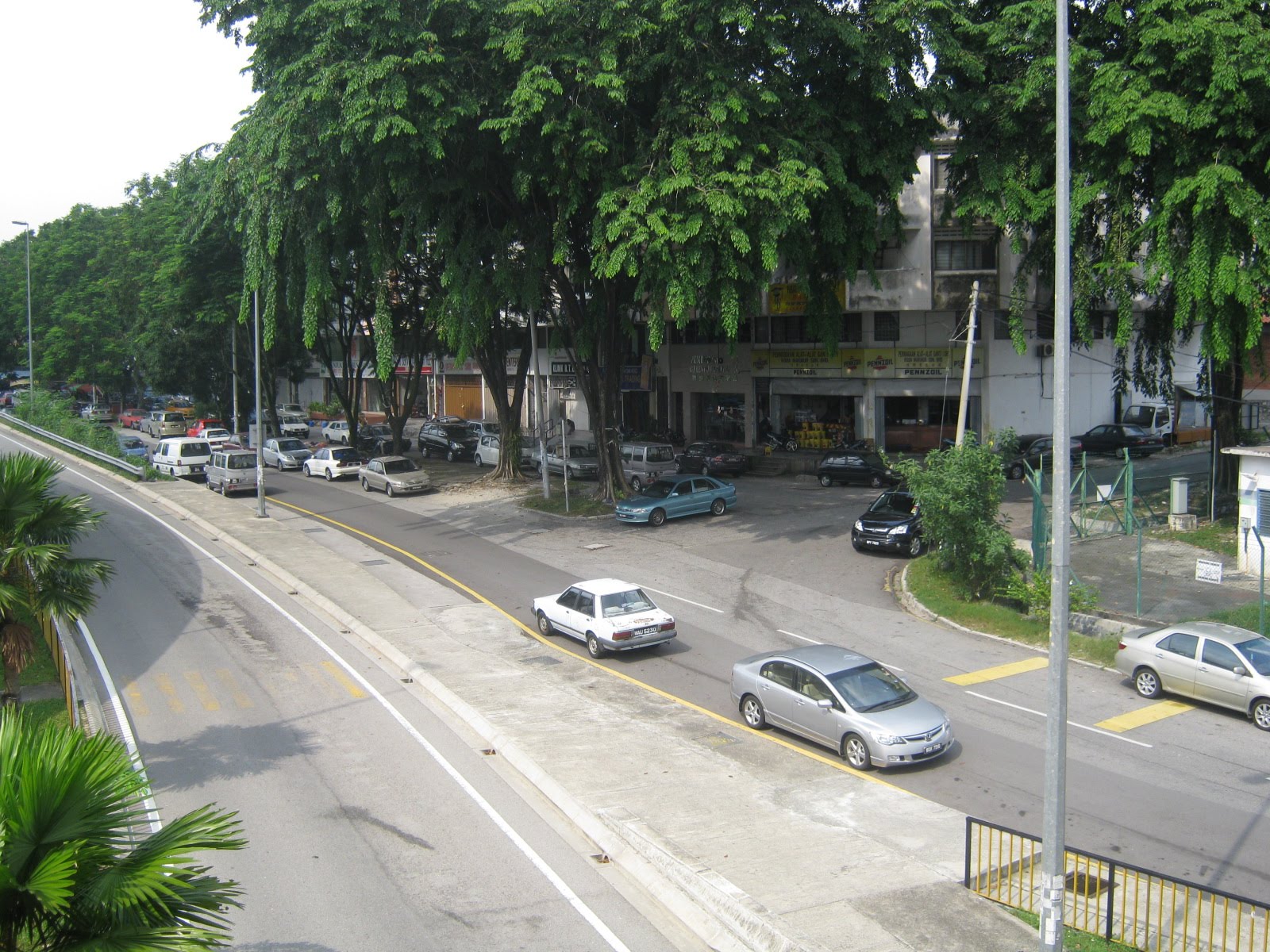 kuala lumpur: CHERAS - Jalan Mutiara Raya near TmnTaynton