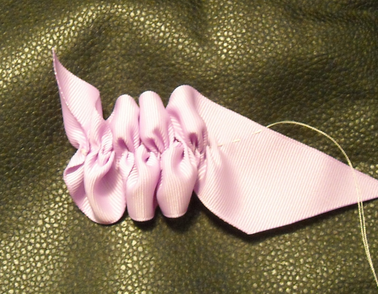 Crafter without a Cat: Ribbon Bunching Tutorial