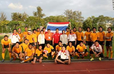 nadolj Rugby Blog: Thai Rugby Union Under 20 team photo in Brunei