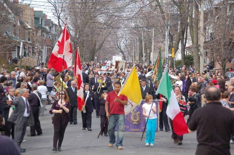 Way Out In The Margin: Holiday: Good Friday Procession 2010