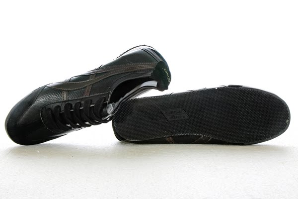 GUDANG SEPATU BRANDED: TIGER ONITSUKA SEPATU KETS