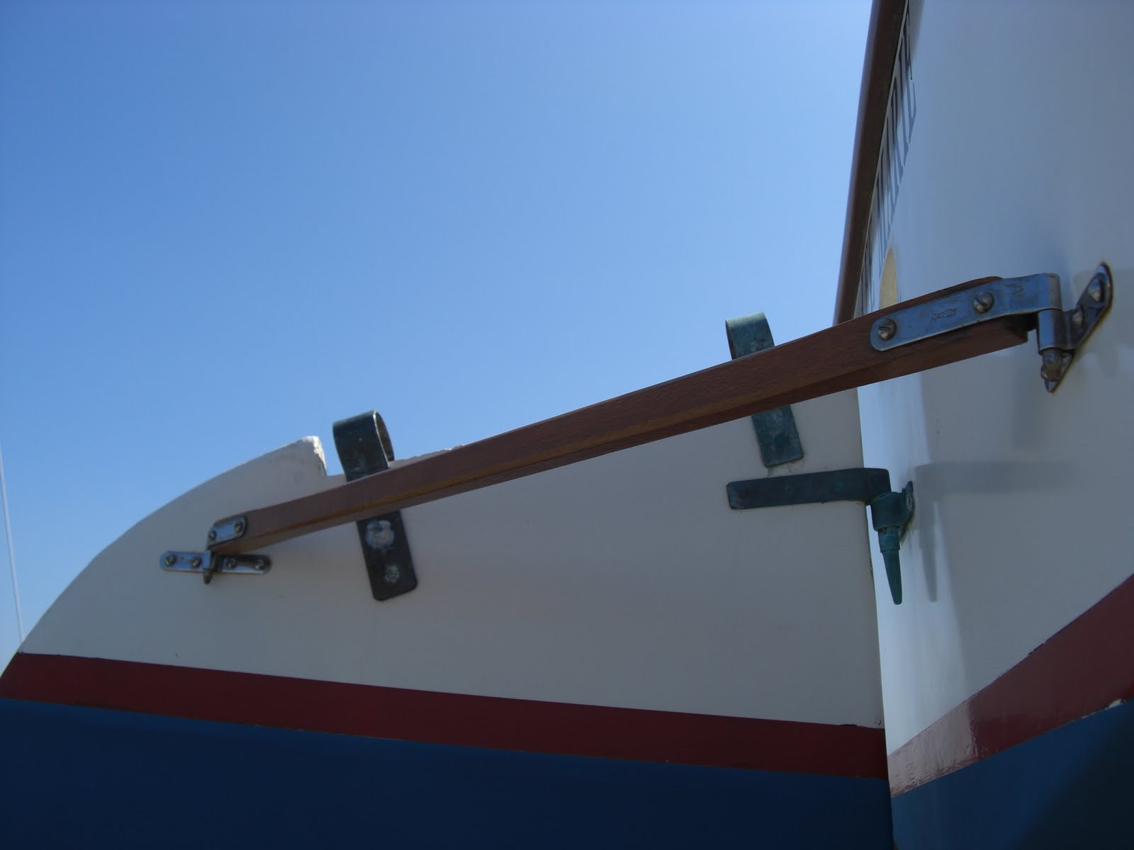MY LIFE IN THE FLORIDA KEYS AND BEYOND: Close up of rudder preventer