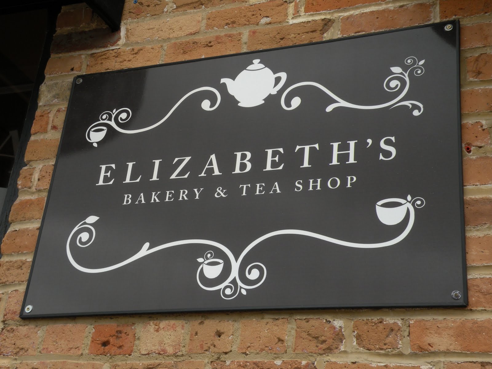 Second Hand Chicks: Elizabeth's Bakery & Tea Shop
