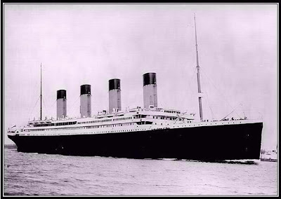 ΜΠΟΡΑ ΕΙΝΑΙ ΘΑ ΠΕΡΑΣΕΙ - Let's wait until the storm passes: 14.4.1912 ...