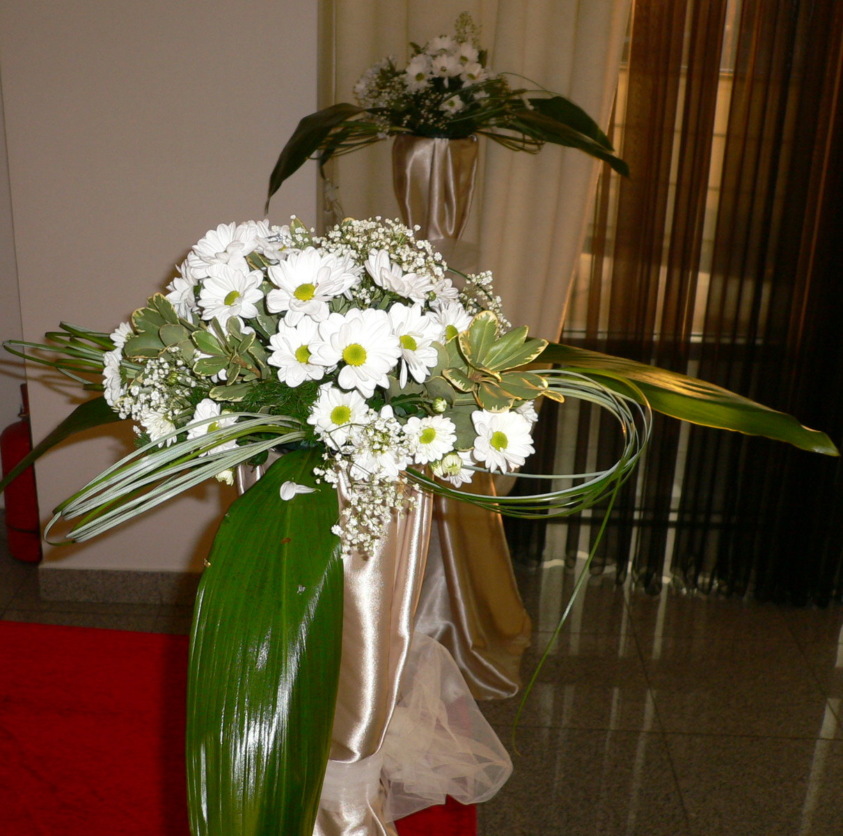 Floraria FLORIS DECO -SLATINA: Stalpi nunta din fier forjat cu flori ...