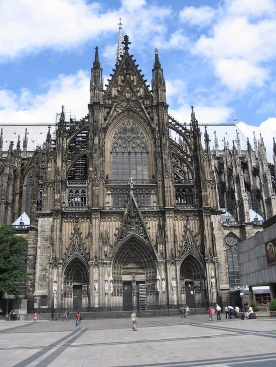 Interior Design History: Gothic