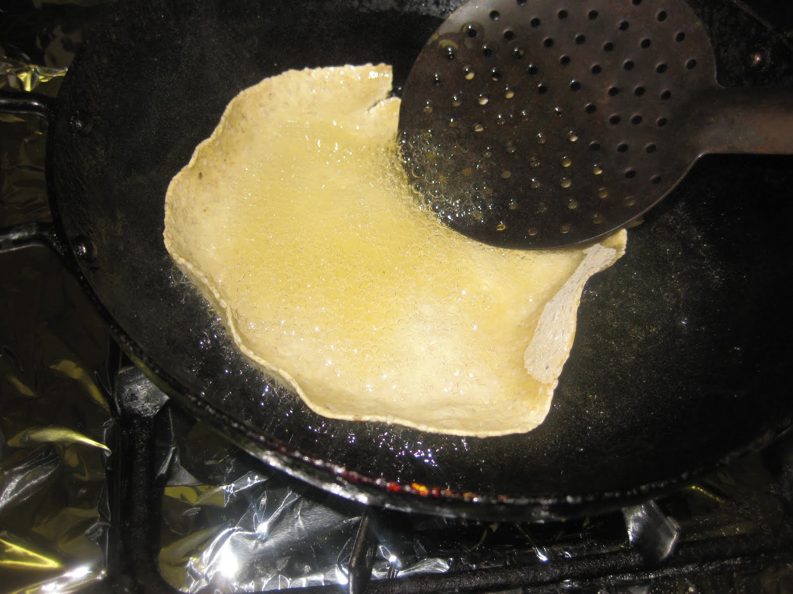 Divya's Recipes: Appadaalu (Urud Dal Papad)