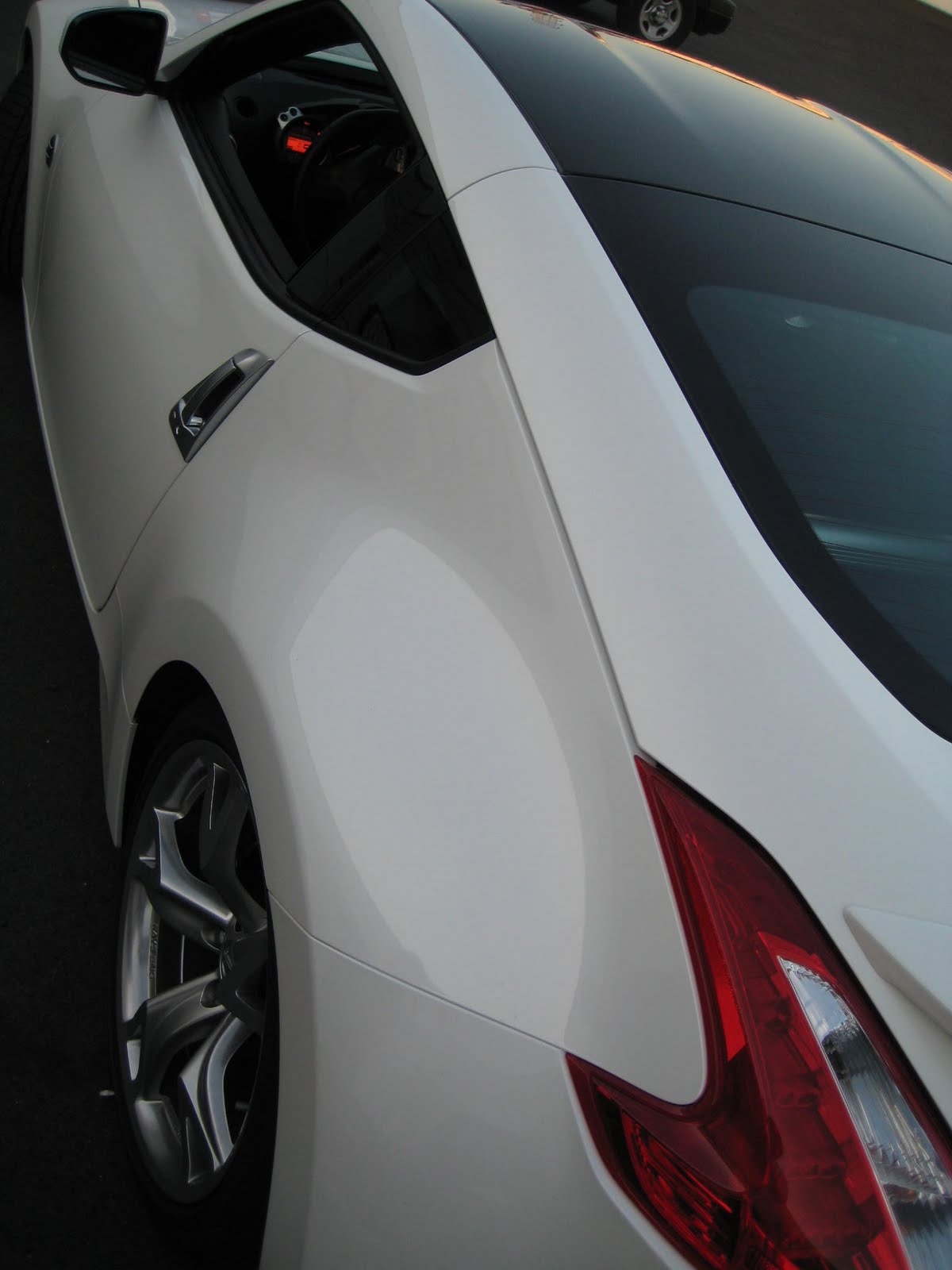 Elite Auto Films: 370z Vinyl Roof Wrap