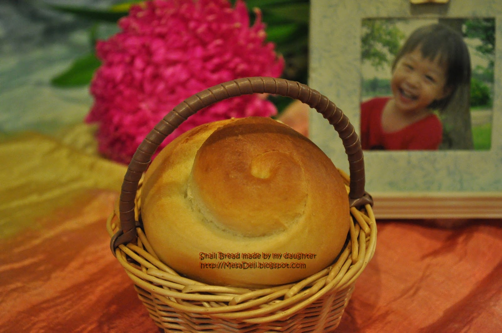Mesa Deli ... Made@home .....: Snail Bread made by my daughter