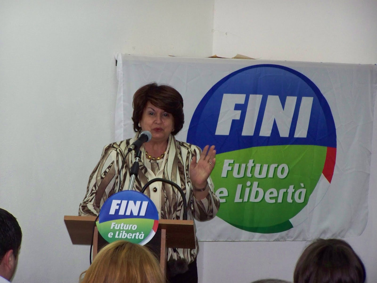 Franco Lofrano: Villapiana-10/12/2010: Inaugurata la sede di Futuro e ...