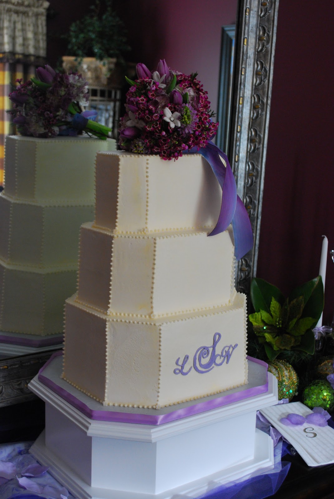 Mikes Amazing Stands: Custom Octagonal Cake Stand