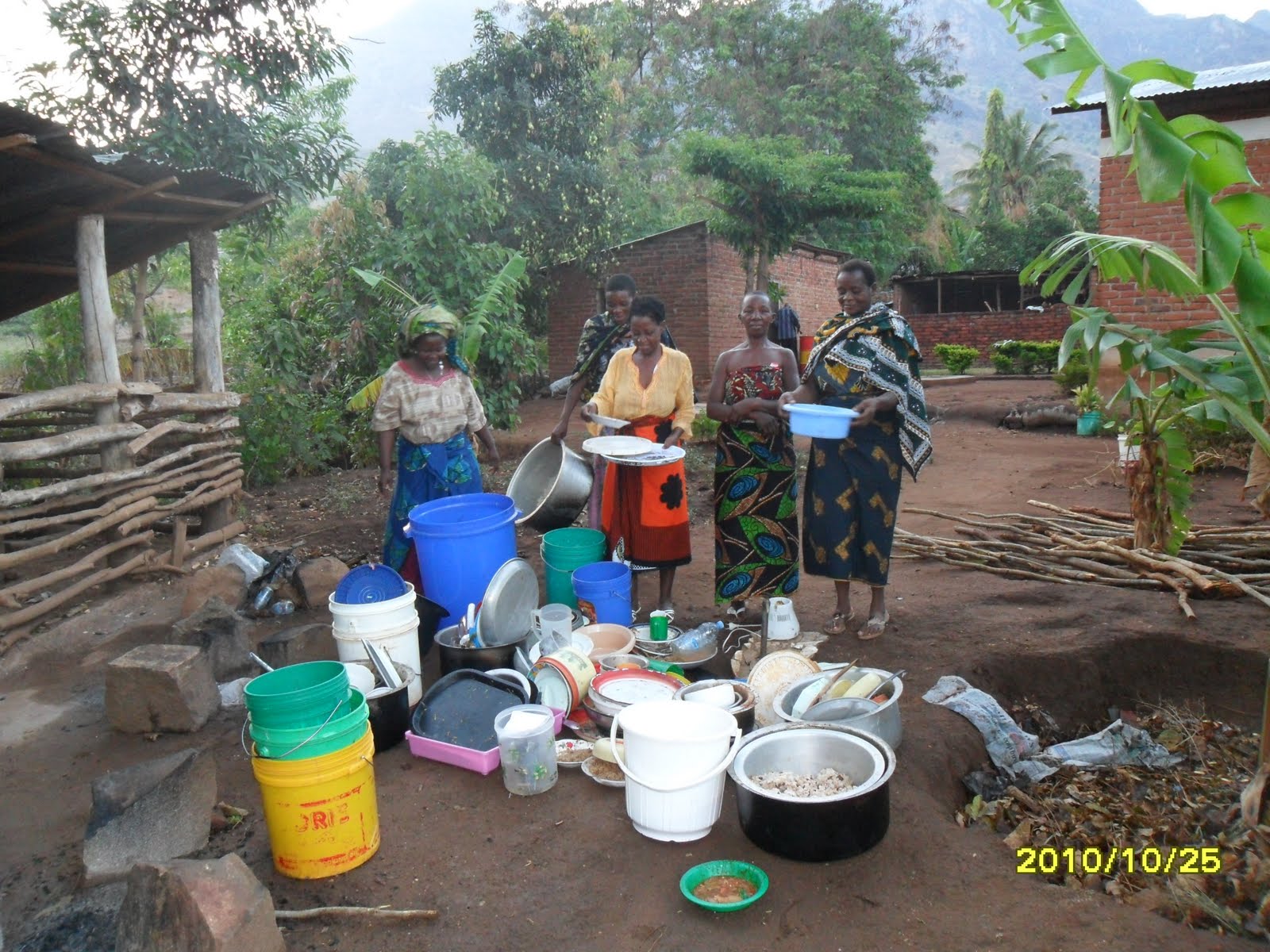 Banzi wa Moro: Tatizo Kuosha vyombo