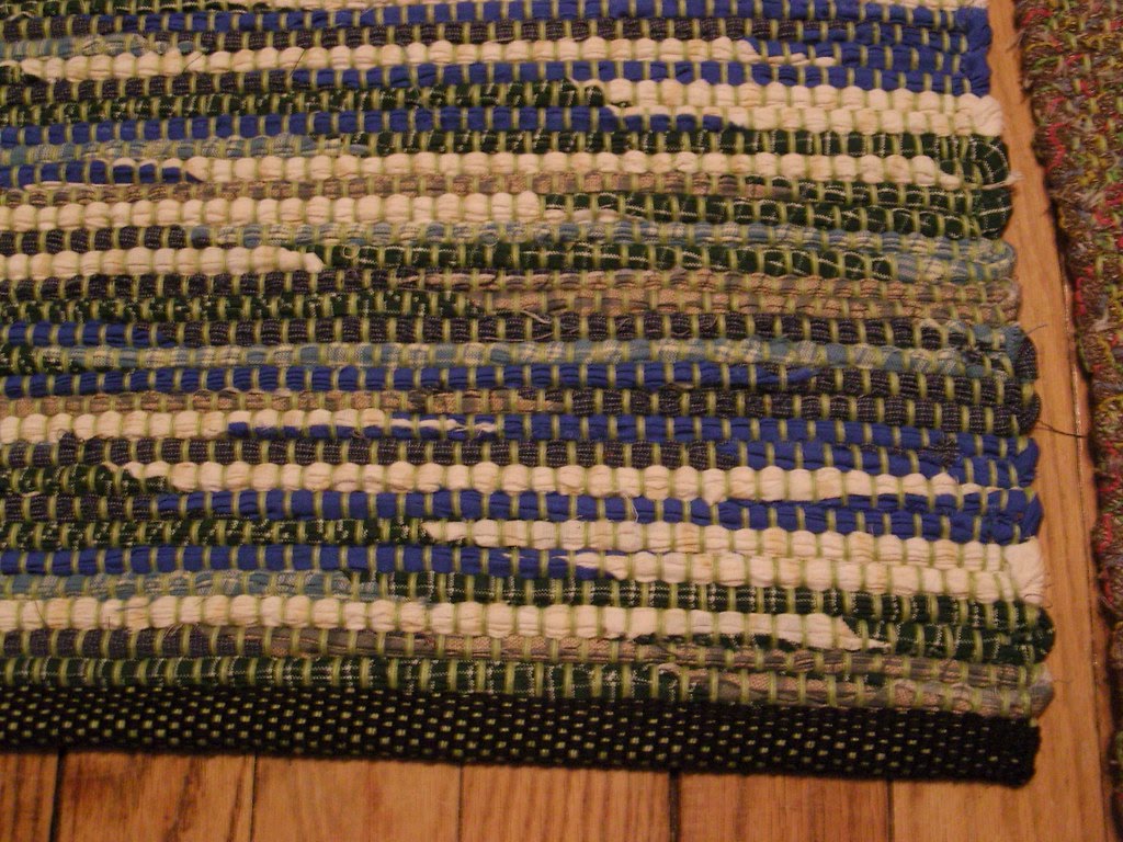 Daisy Hill Weaving Studio: Tips For Rag Rug Hems