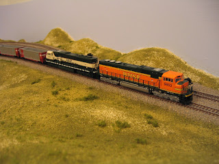 N Scale Addiction: My First Complete N Scale Model Railroad