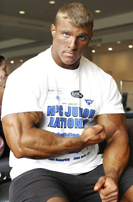 LA PERFECTION FAITE HOMME: TY YOUNG