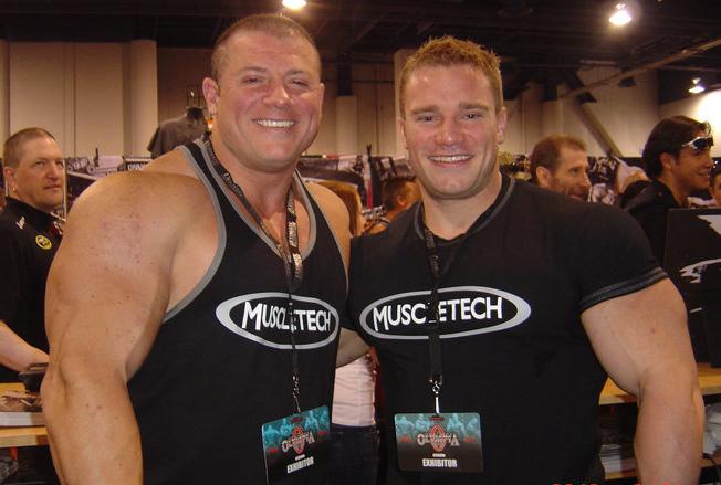 LA PERFECTION FAITE HOMME: MATTHEW KROCZALESKI 02/03