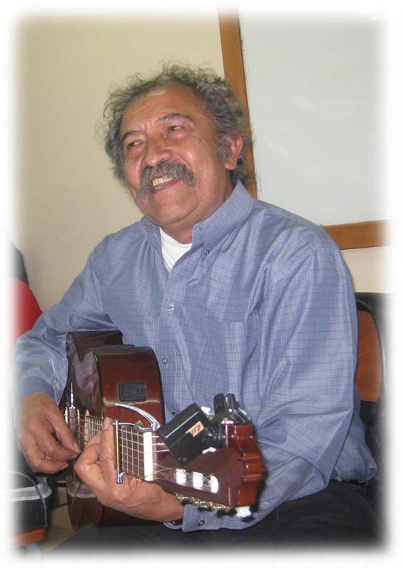 Yo hago canciones de amor para mi país en diferentes alturas