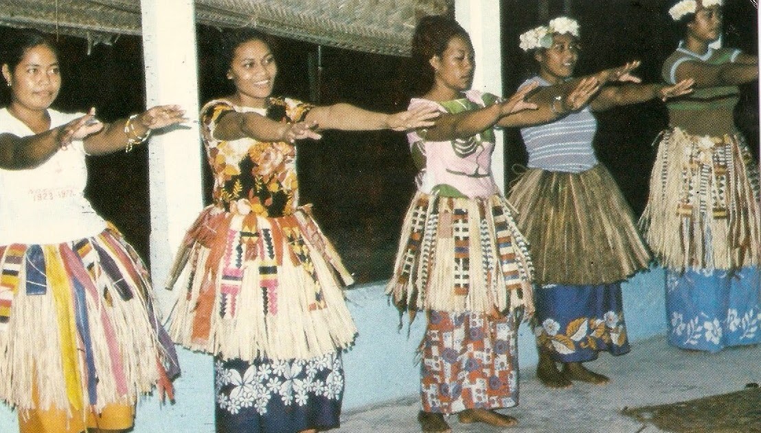 Postcard A La Carte 2: Tuvalu - Dance