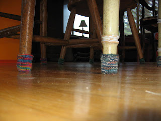 Knit & Nosh: under the table and dreaming