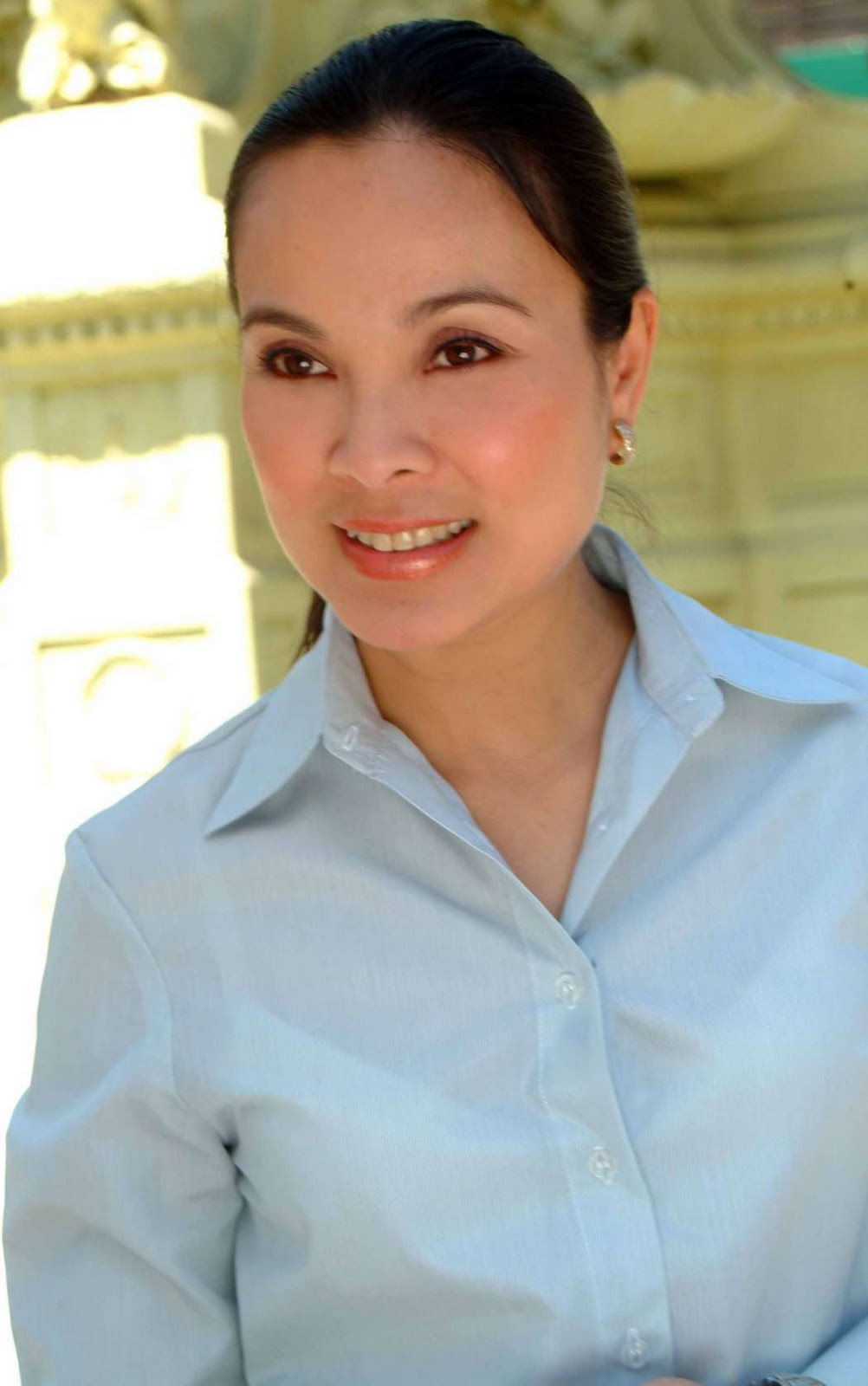 Loren Legarda tackles climate change in Buhos - Showbiz Portal