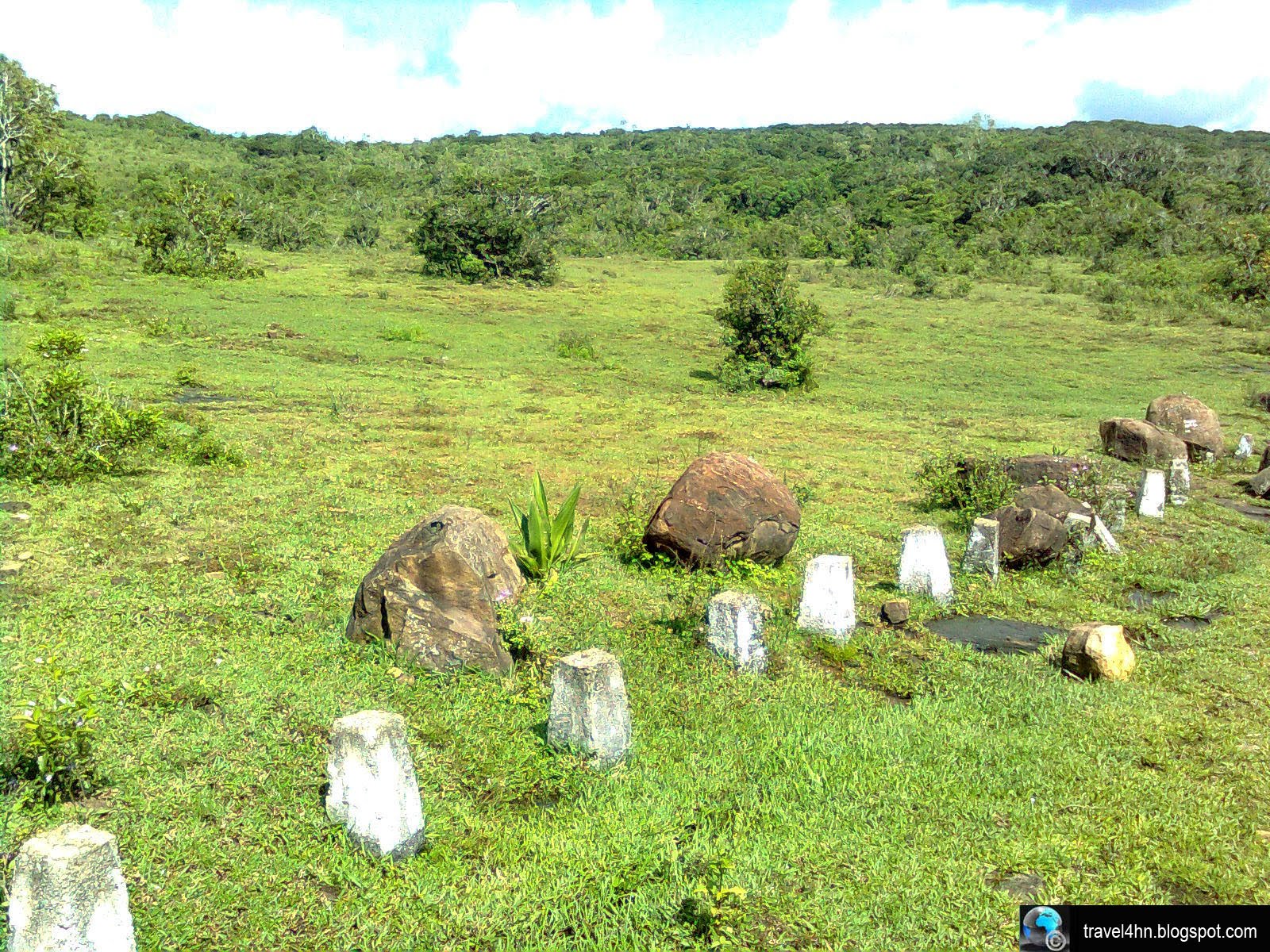 Travel: Pitawala Pathana(Dik Pathana) පිටවල පතන