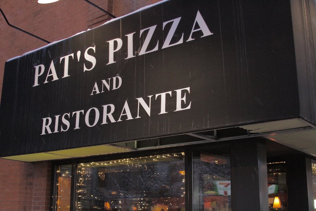 ME, MYSELF and PIE: Pat's Pizza