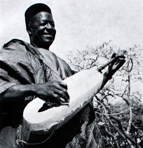 Anthems for the Nation of Luobaniya • 罗巴尼亚国歌: Premiere anthologie de la ...